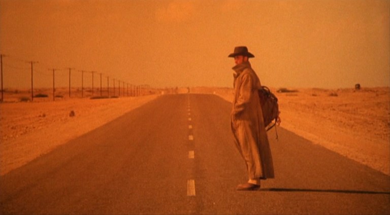 Dust Devil – [FILMGRAB]