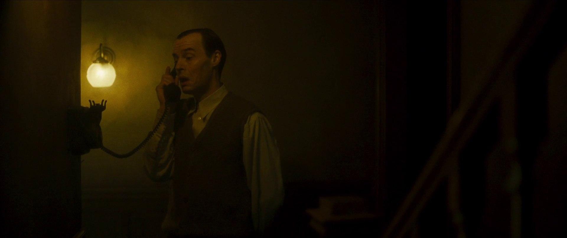 Earwig – [FILMGRAB]