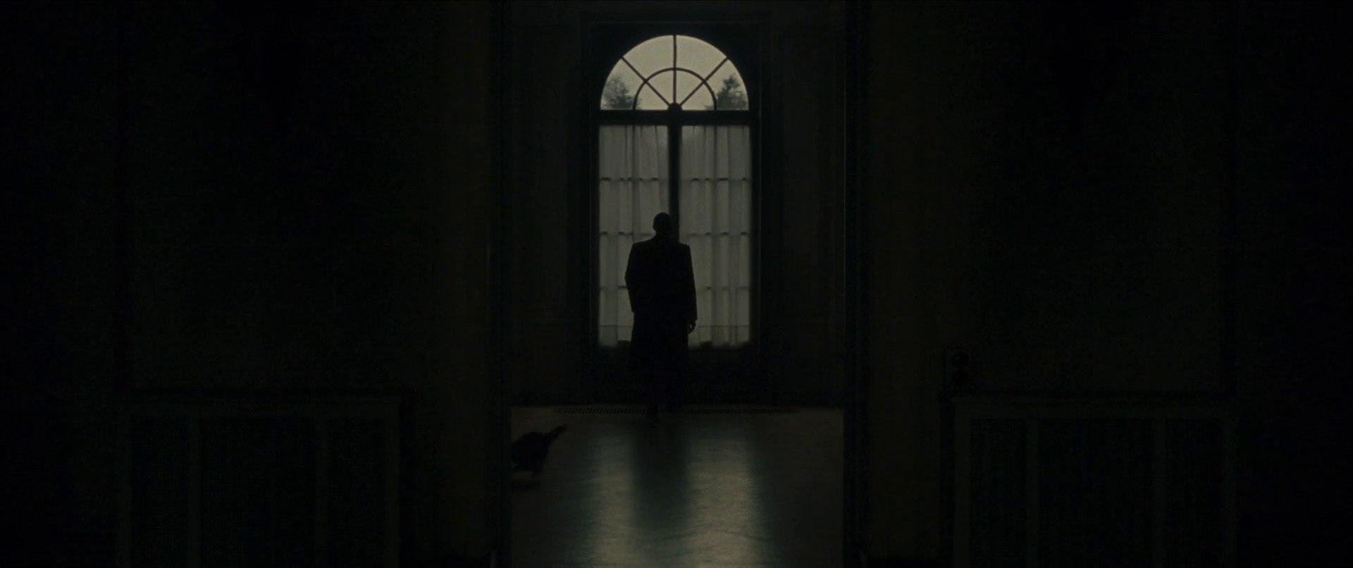 Earwig – [FILMGRAB]