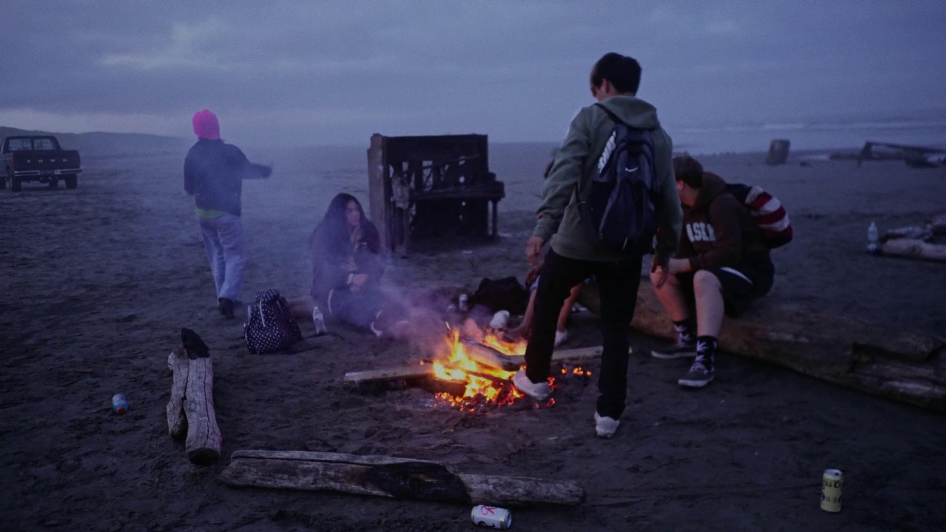 Gasoline Rainbow – [FILMGRAB]