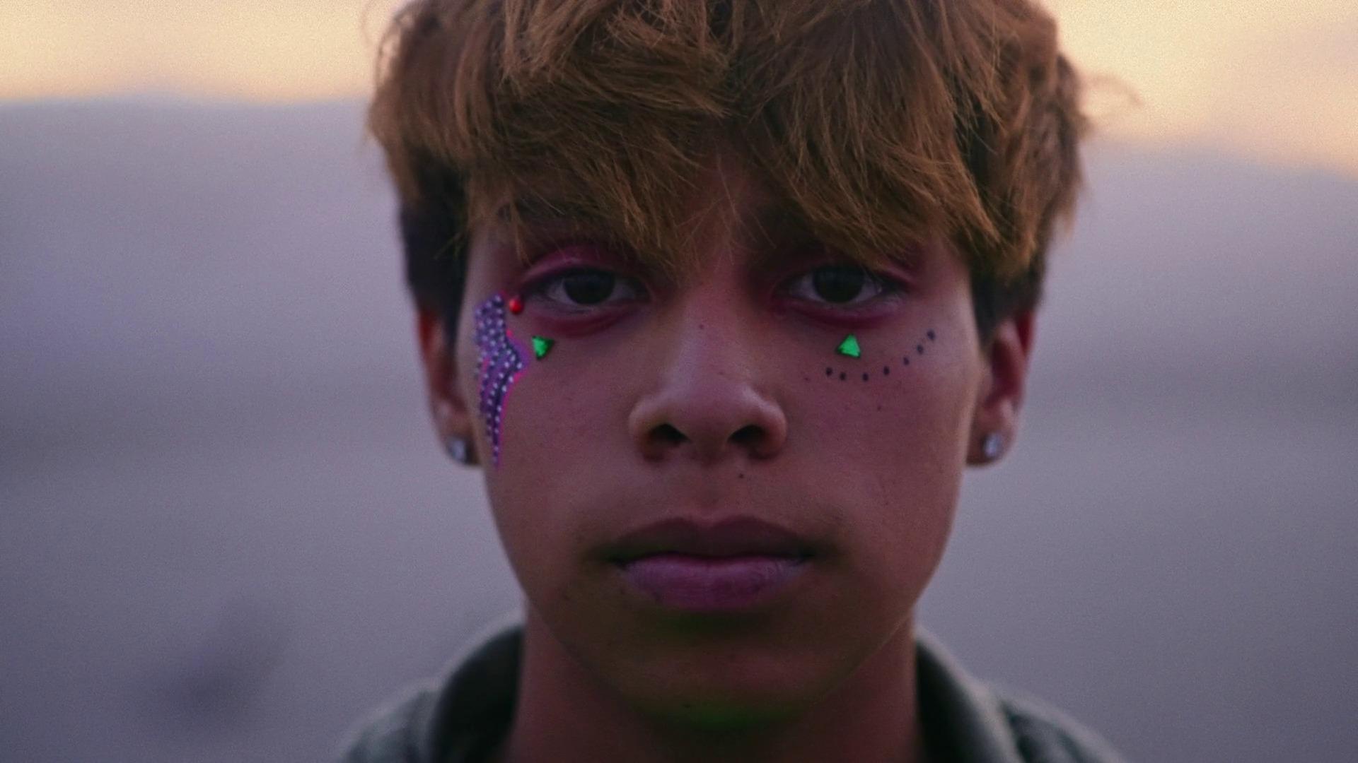 Gasoline Rainbow – [FILMGRAB]