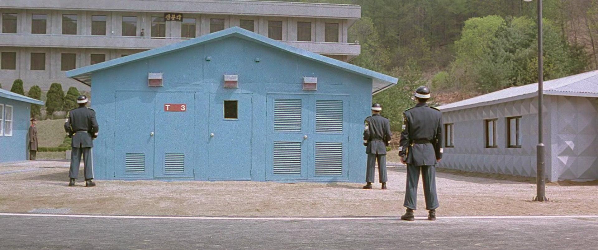 Joint Security Area – [FILMGRAB]