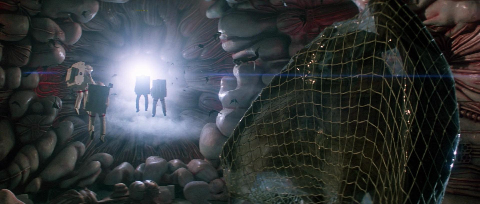 Lifeforce – [FILMGRAB]