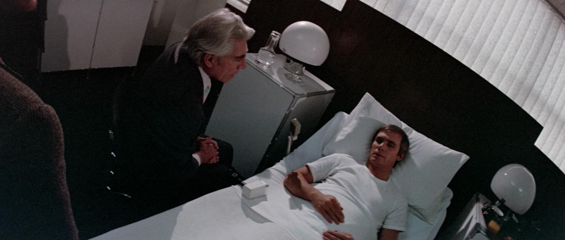 Lifeforce – [FILMGRAB]