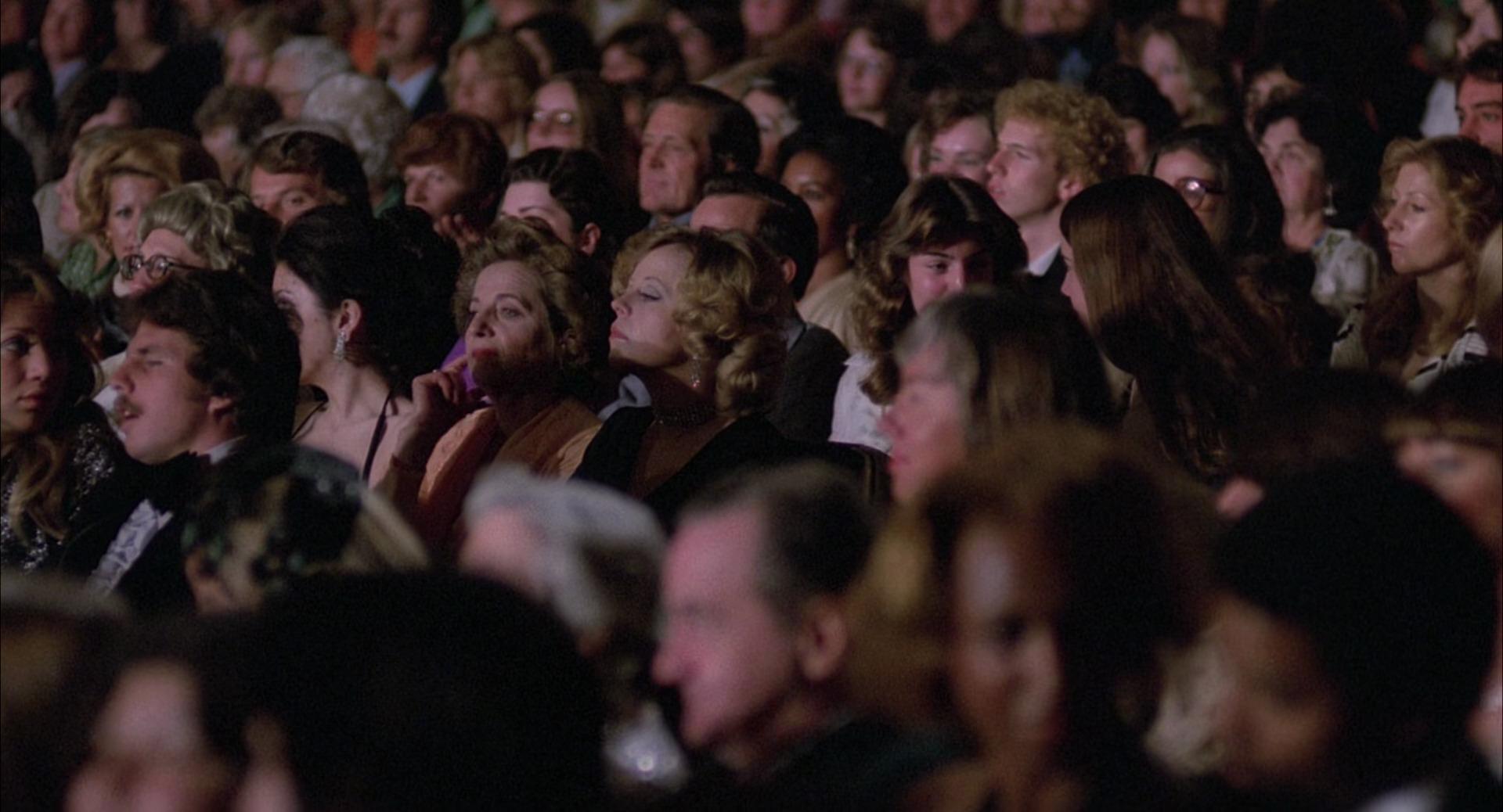 Opening Night – [FILMGRAB]