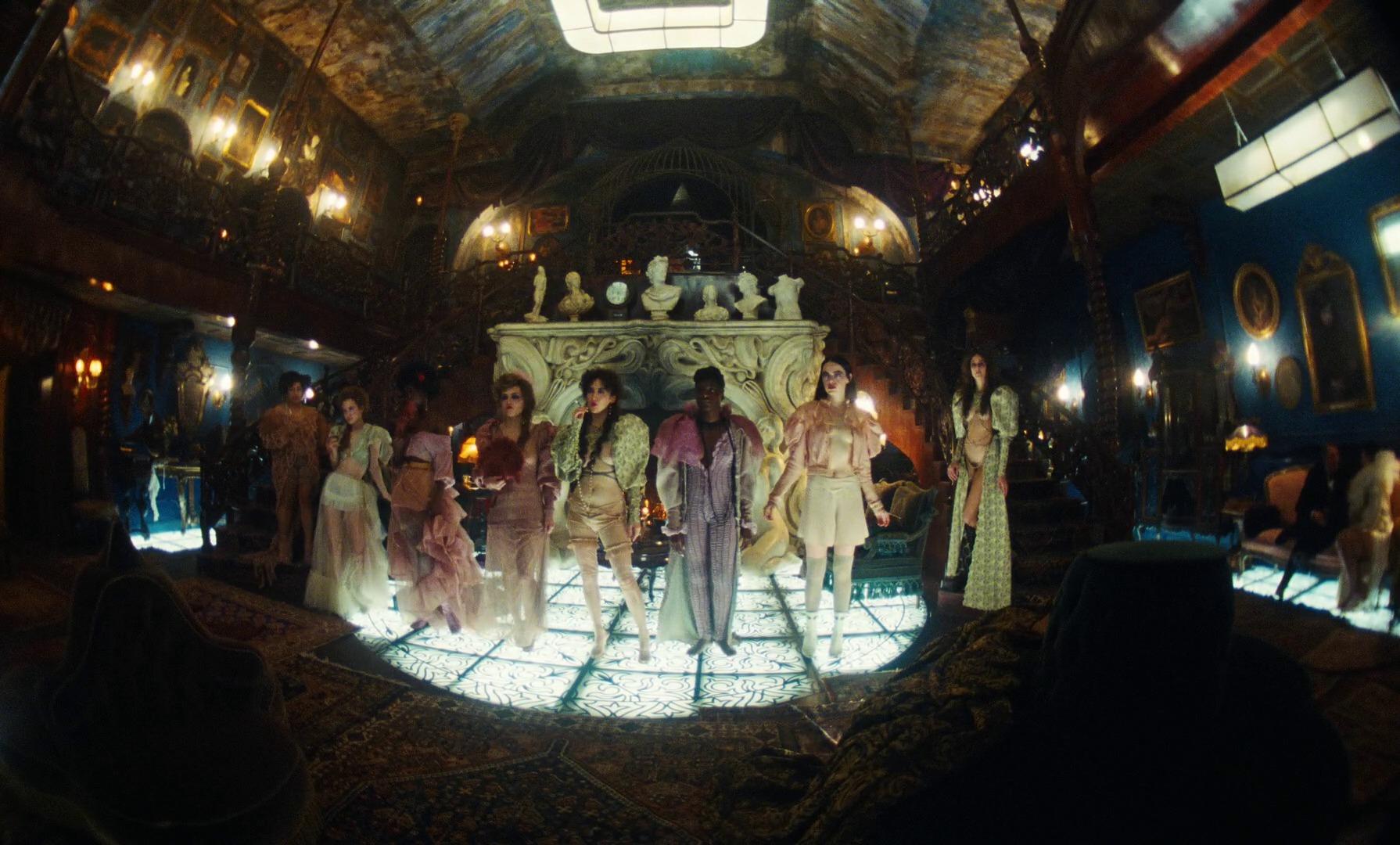 Poor Things – [FILMGRAB]