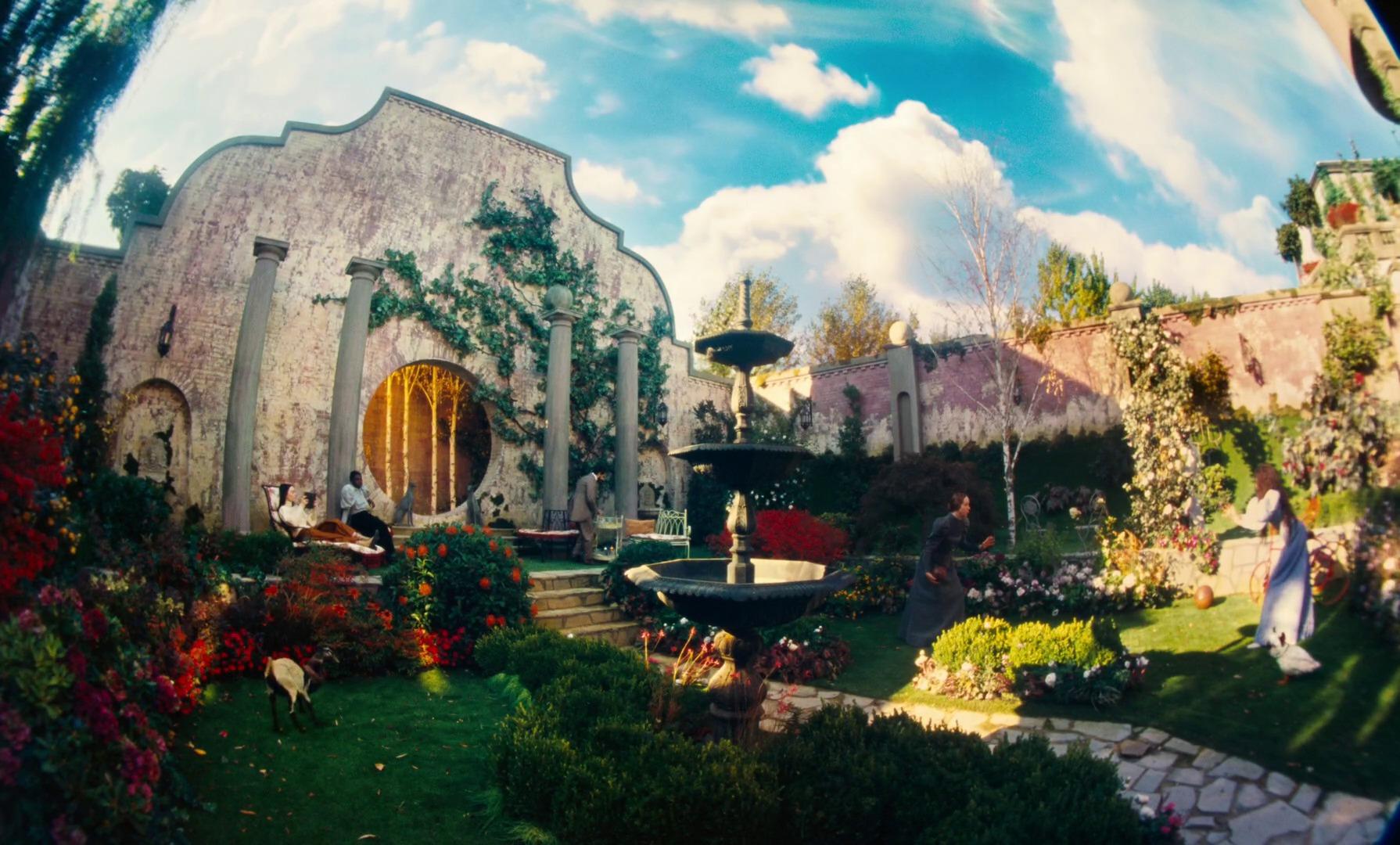 Poor Things – [FILMGRAB]